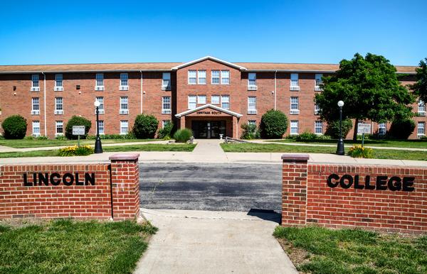 Lincoln College - Tuition Rewards by SAGE Scholars