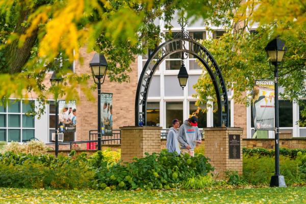 Saint Xavier University - Tuition Rewards by SAGE Scholars